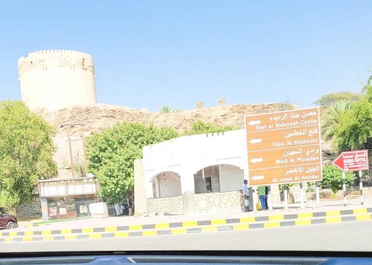 Driving in Oman - What to expect as a foreigner - Solemate Adventures